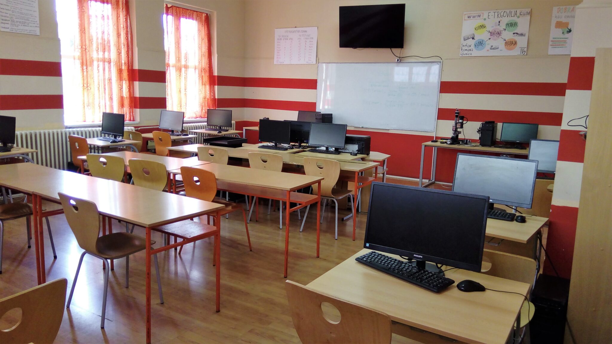 Техничар за компјутерско управљање (CNC) машина - Техничка школа